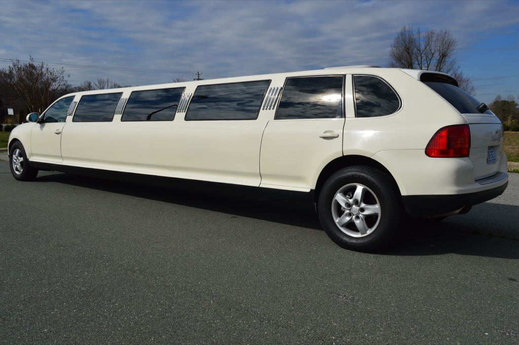 Formal 12 - Porsche SUV Limousine (11)